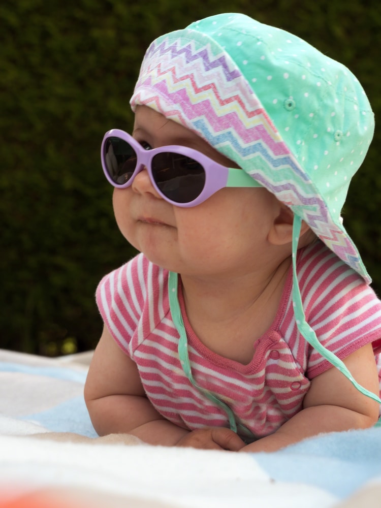 How Do You Cool Your Baby Off During Extreme Heat? | Baby Arabia